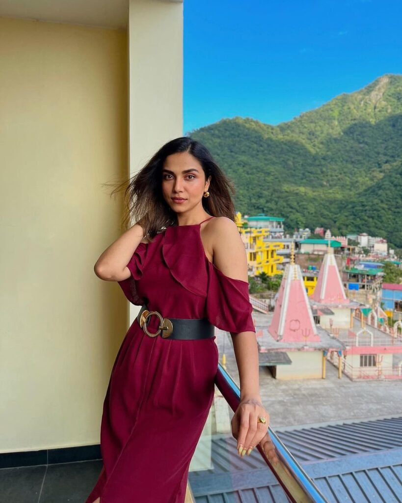 Manasi Moghe Wiki Height, Weight, Age, Husband, Biography, Wiki & More ...