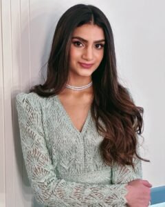 Advaitesha Birla Biography: Wiki, Age, Career, Height, Weight ...