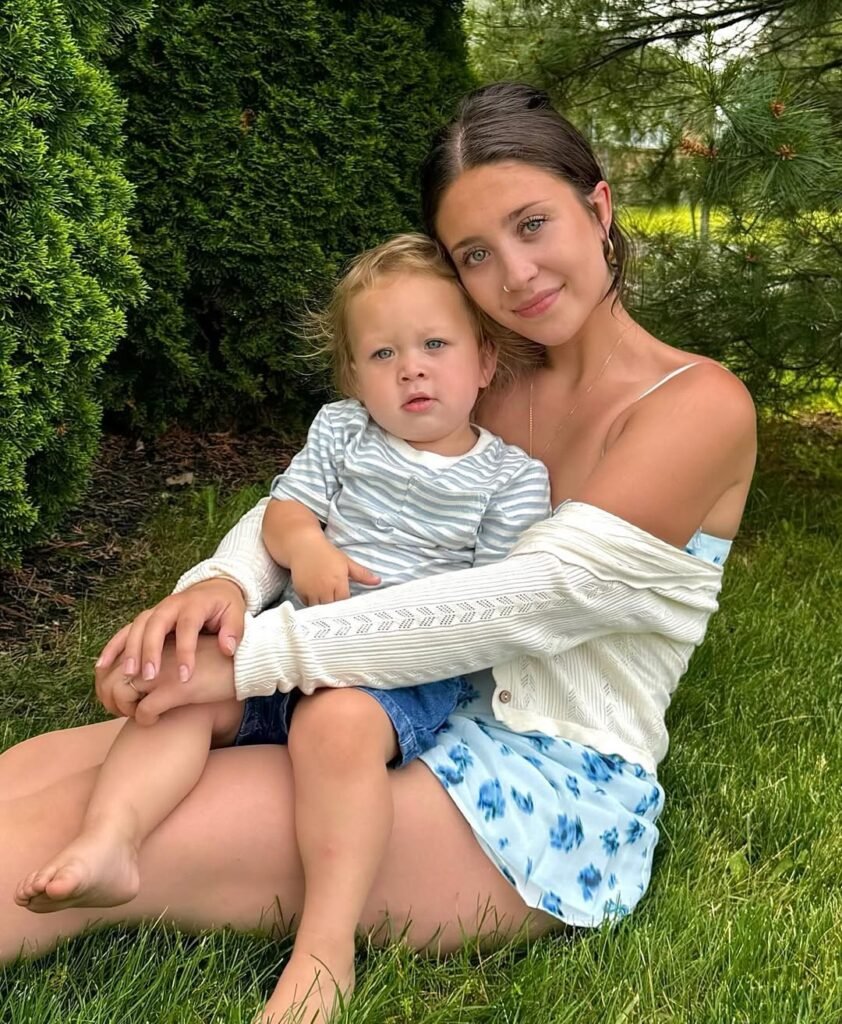 Addie McCracken Age, Wiki, Boyfriend, Net Worth, Biography, Family ...