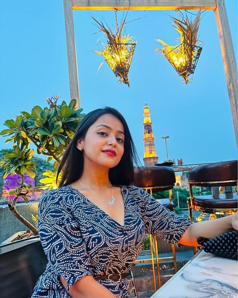 Aayushi Negi Biography: Wiki, Age, Career, Height, Weight, Boyfriend ...