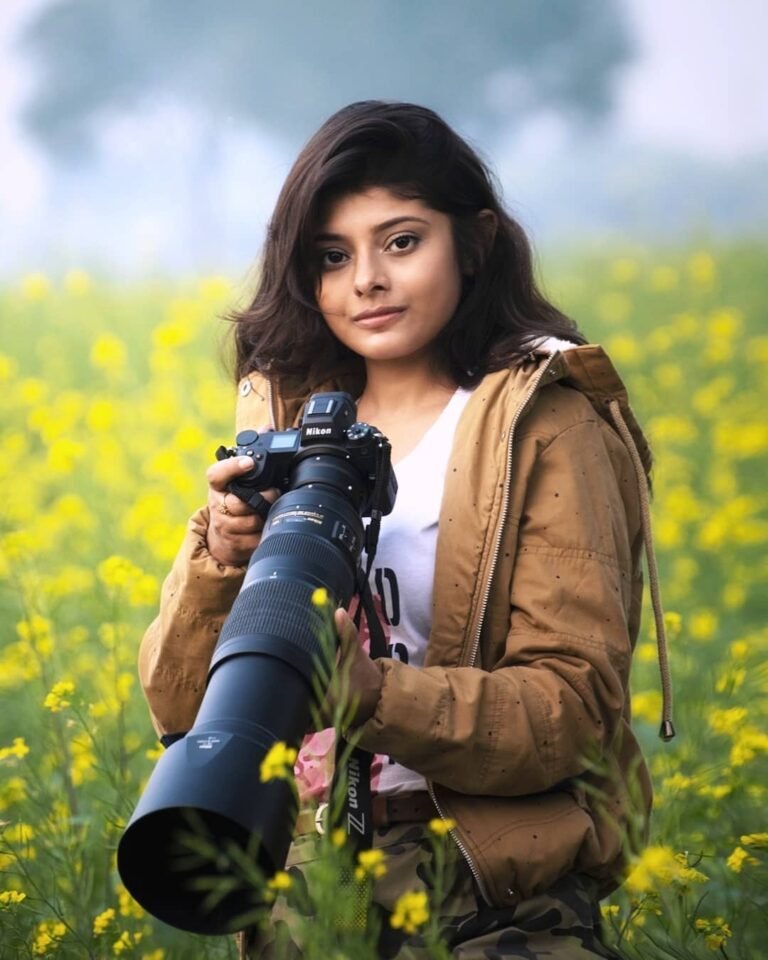 Aparupa Dey (Wildlife Photographer) Biography, Wiki, Age, Career ...